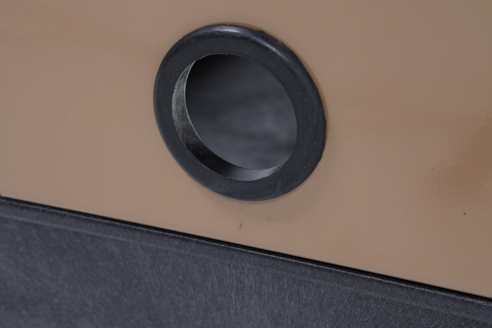 Knaack Model CA-02 Cart Armour Mobile Cart Security, 51% OFF